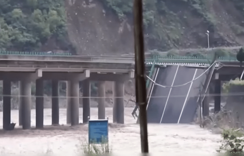 Bridge collapse in China kills 11, dozens missing - Absolute News