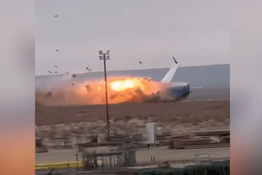 Jet crash kills dozens of passengers - Absolute News