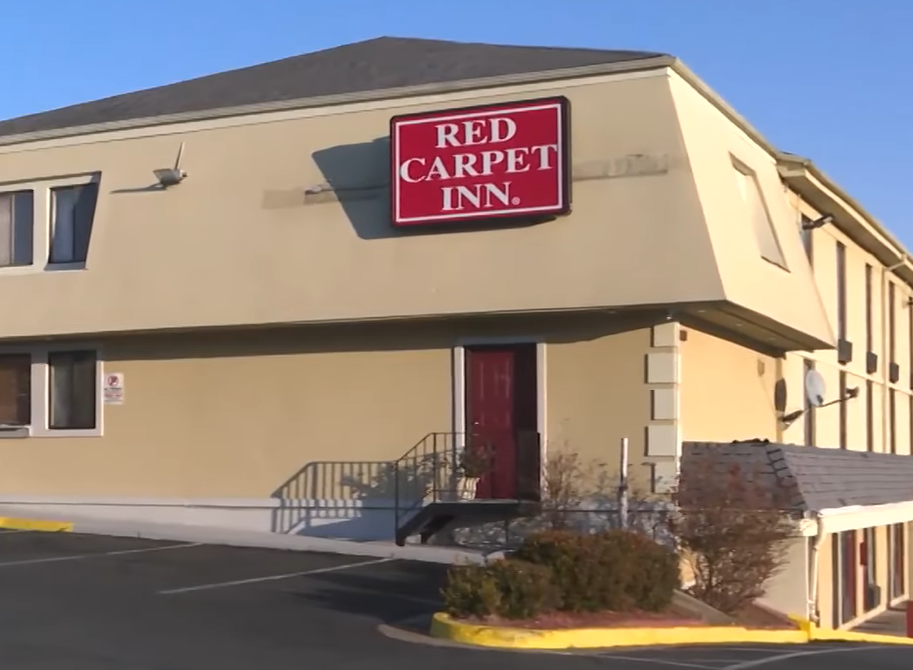 Tariffs on Memory Chips? 100% Tax Threat Looms Over Samsung and SK ...